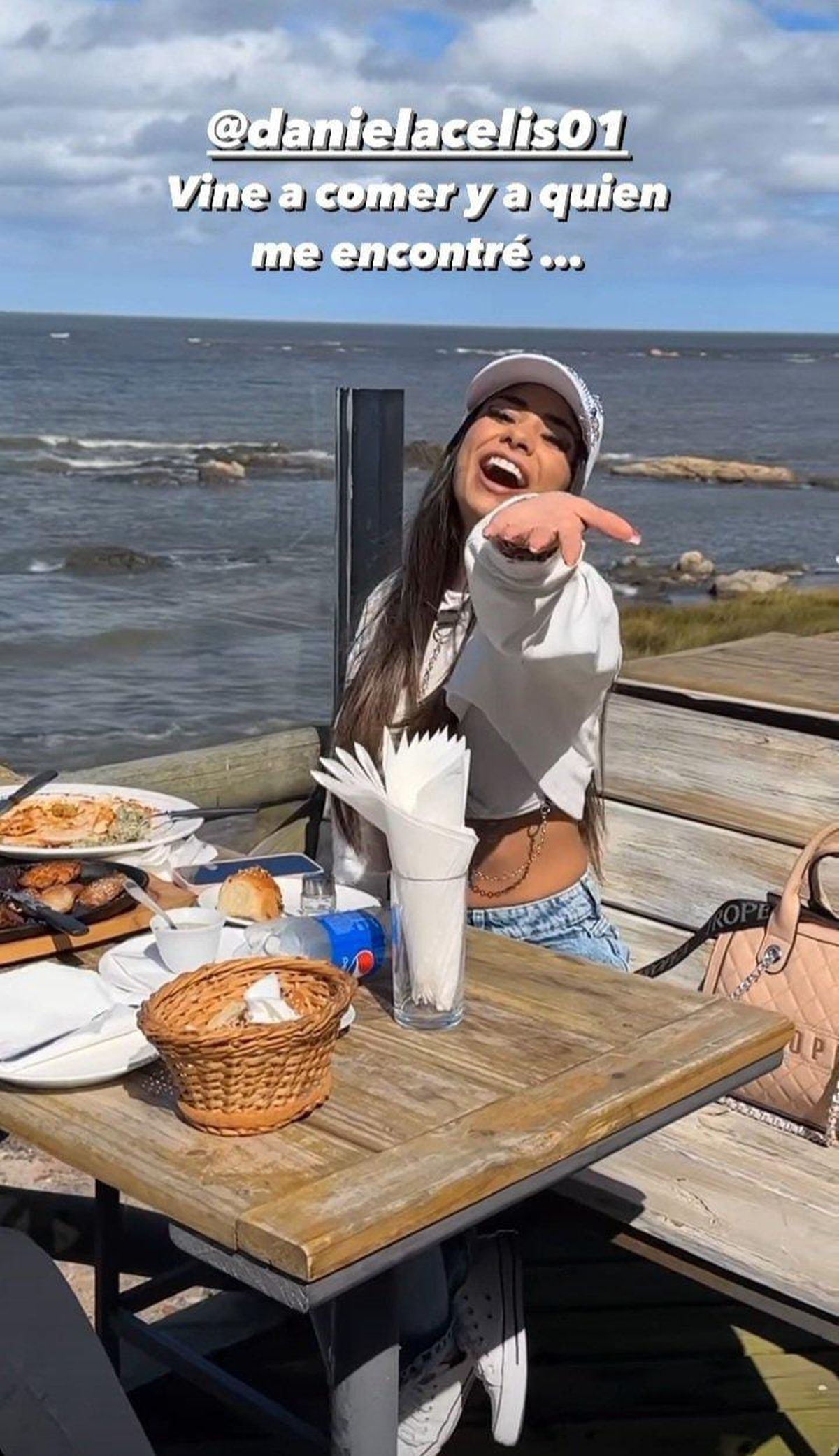 Así fue el reencuentro de Nacho Castañares y Daniela Celis en Uruguay