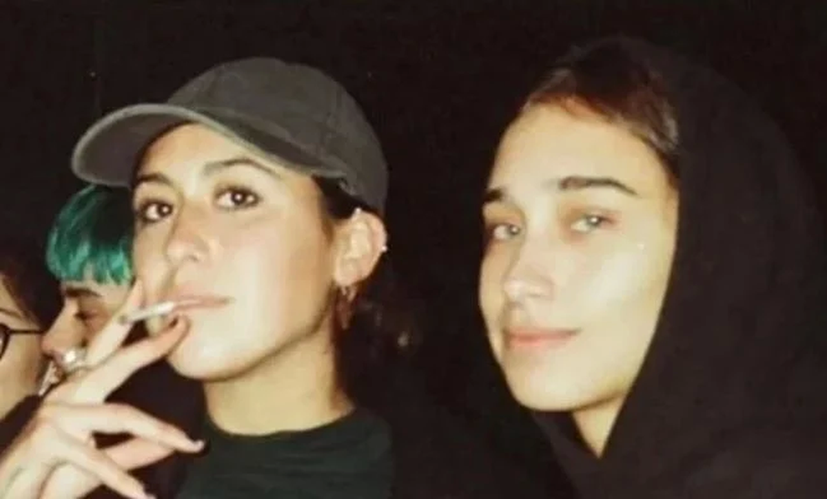 Renata Repetto, hija de Nicolás Repetto y Flor Raggi, presentó a su novia