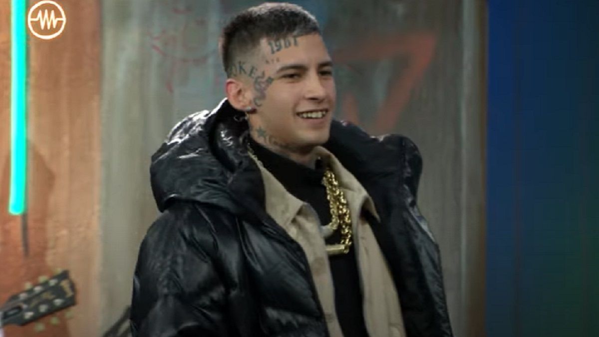 L-Gante sorprendió con su épica entrada al ciclo español La Resistencia