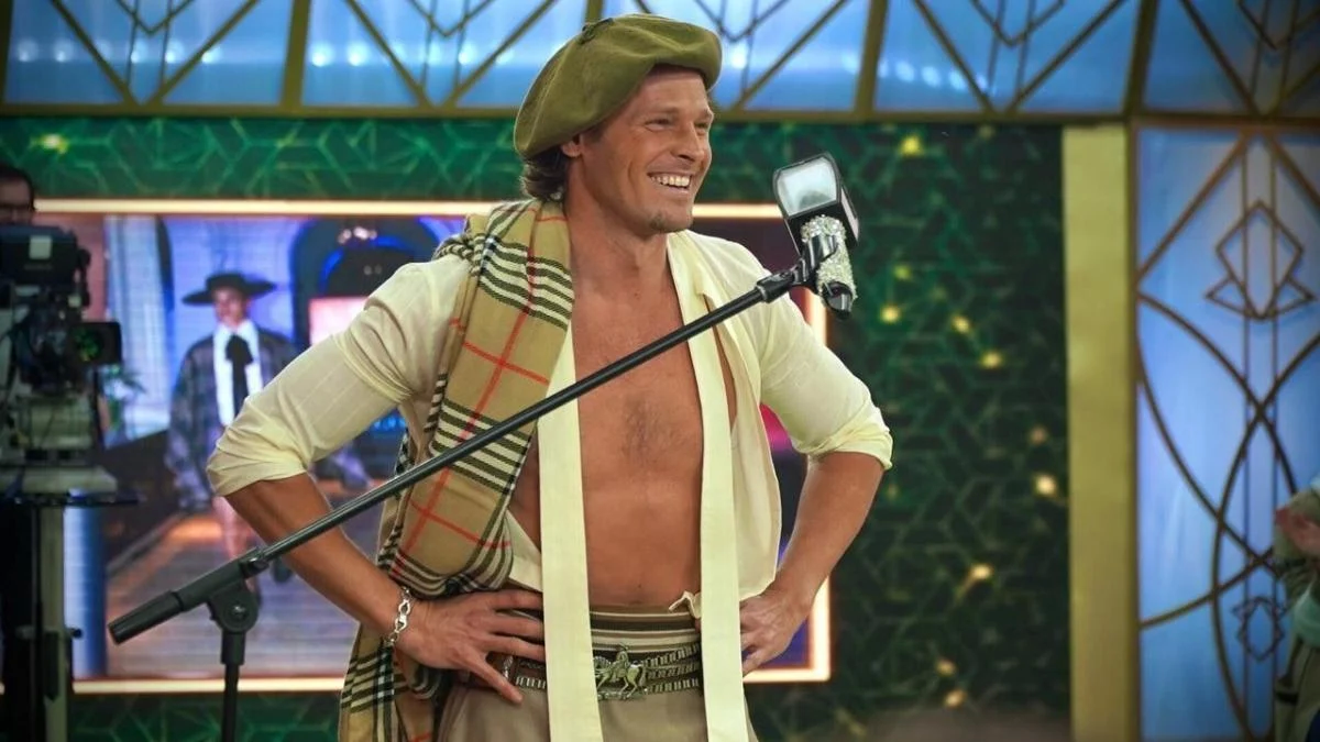 Vinculan a Mario Guerci con una de las modelos de Corte y Confección