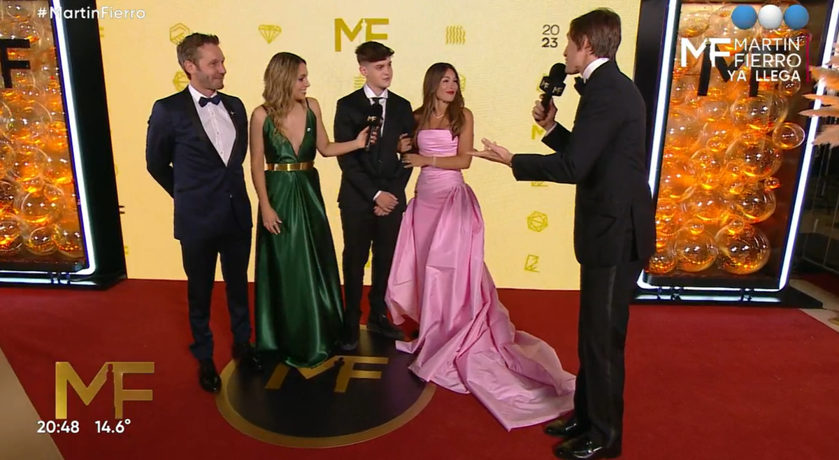 Premios Martín Fierro: Pampita y Benjamín Vicuña pasaron juntos por la ...