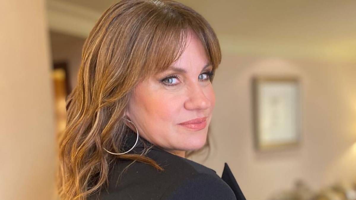 ¿Quién sorprendió a Nancy Dupláa en medio de una entrevista?