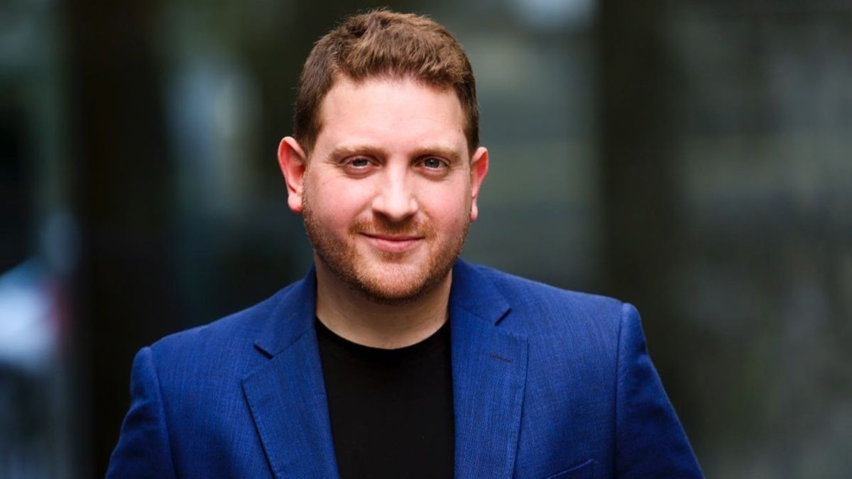 ¿Cuáles son los programas de Jonathan Viale este 2025 y por qué señal ...