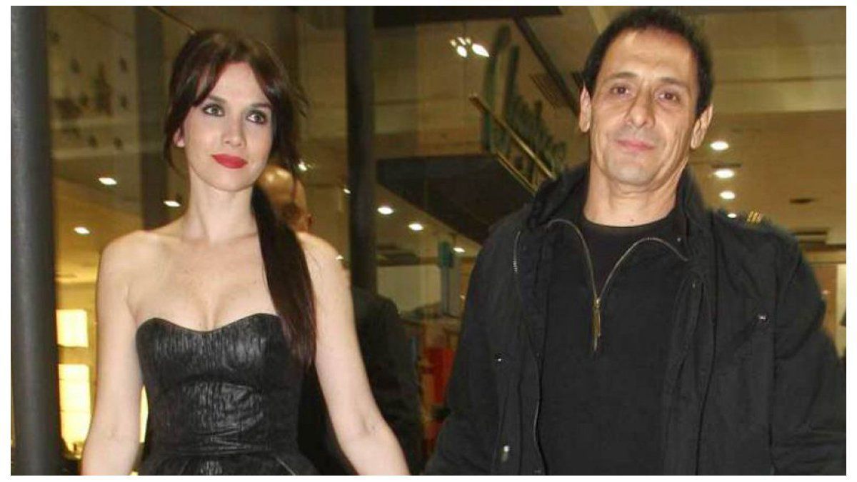 Natalia Oreiro festejó el cumpleaños de Ricardo Mollo Natalia Oreiro festejó el cumpleaños de Ricardo Mollo