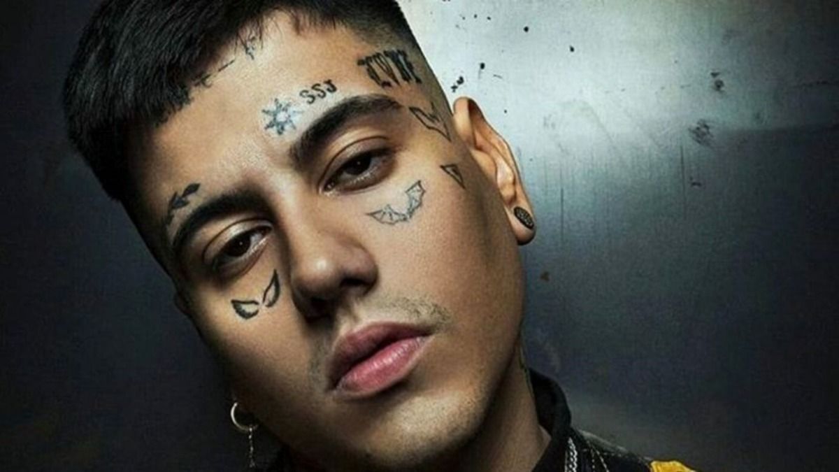 El Duki canta Desde el fin del mundo