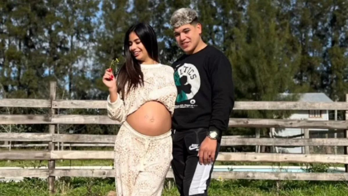 Daniela Celis anunció la llegada de sus gemelas con un divertido video ...